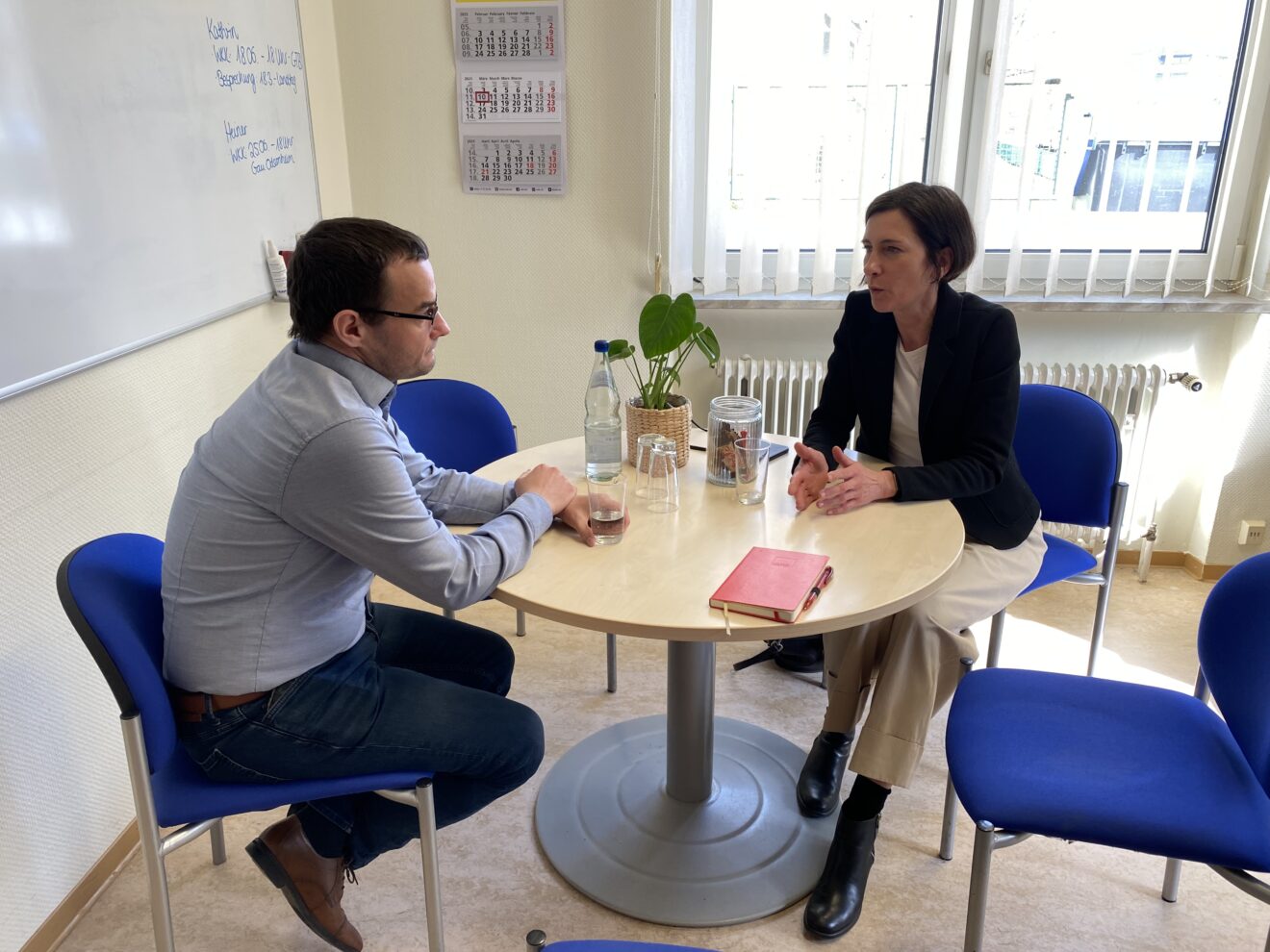 Austausch auf Augenhöhe: Dirk Beyer trifft neue Hochschulpräsidentin ...
