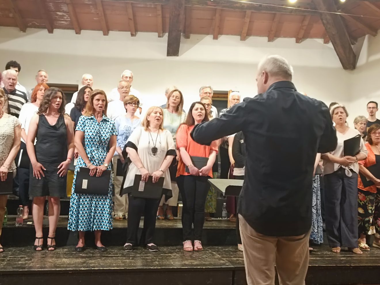 „Singen macht Spaß“ / Gemeinsames Singen für Senioren - WO! Magazin ...